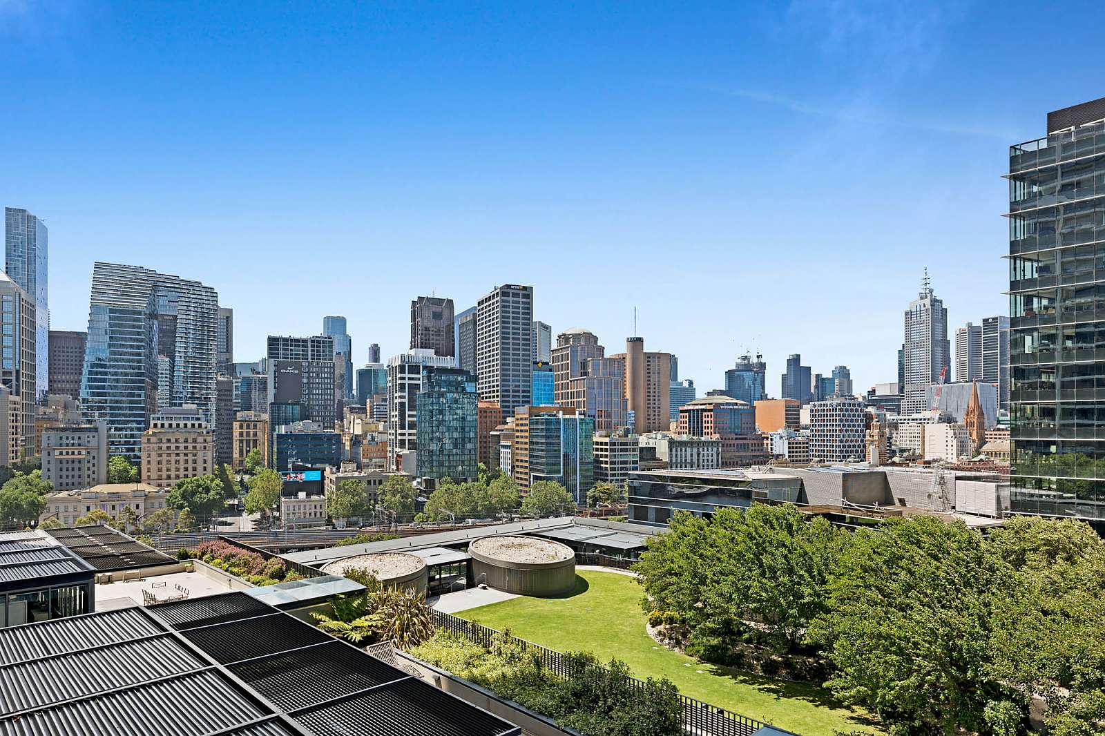 Freshwater Place Serviced Apartments for Short & Long Stays | Serviced ...