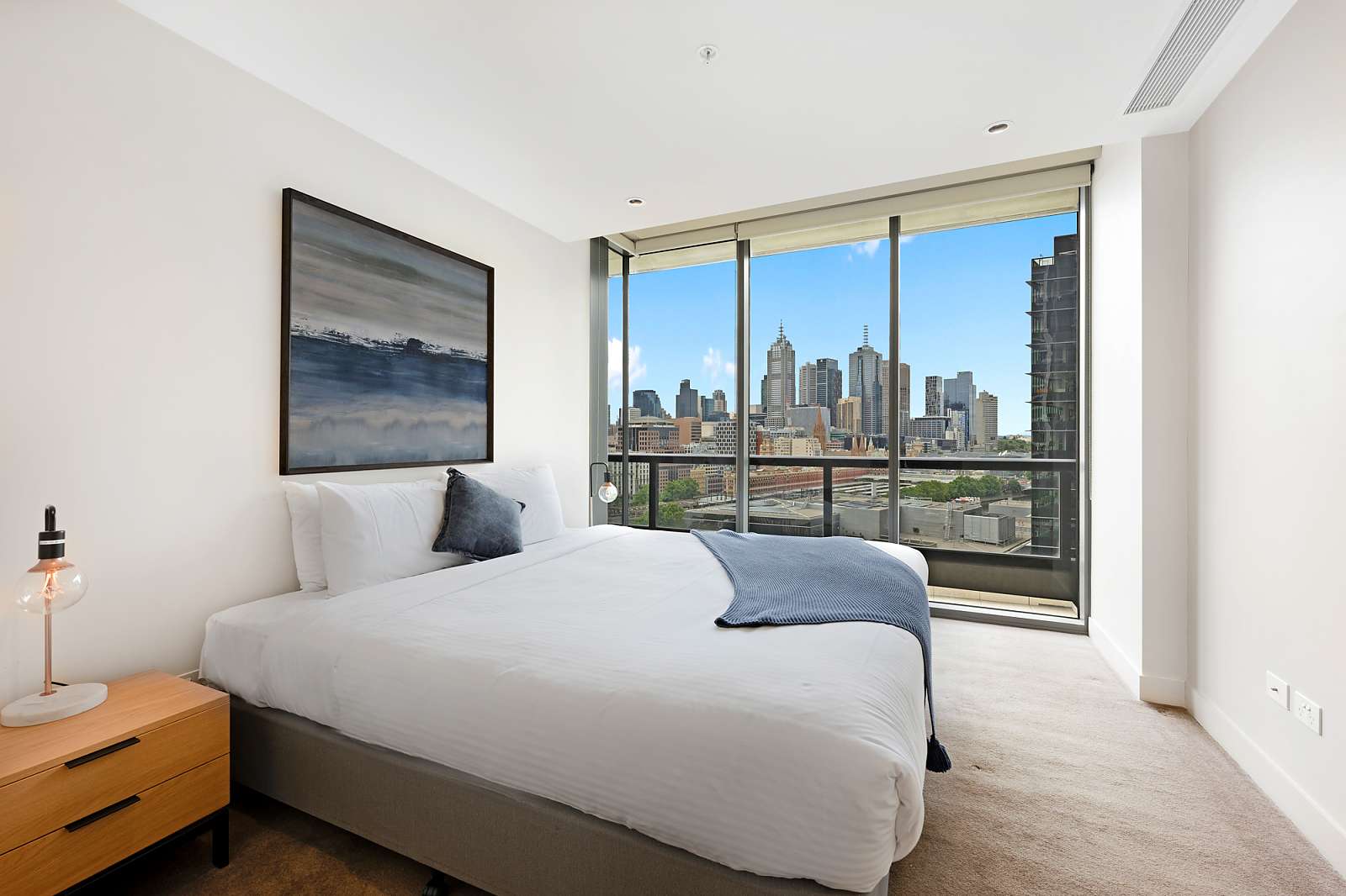 Freshwater Place Furnished Apartments for Short & Long Stays | Serviced ...