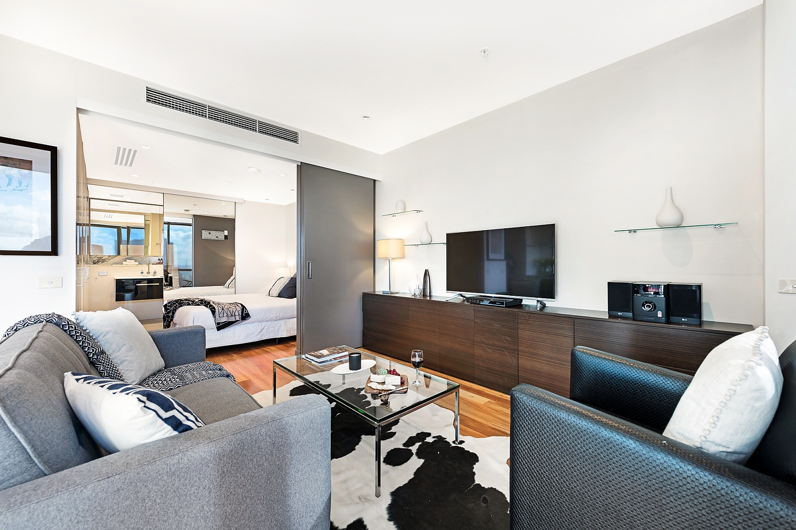 Freshwater Place Furnished Apartments for Short & Long Stays | Serviced ...