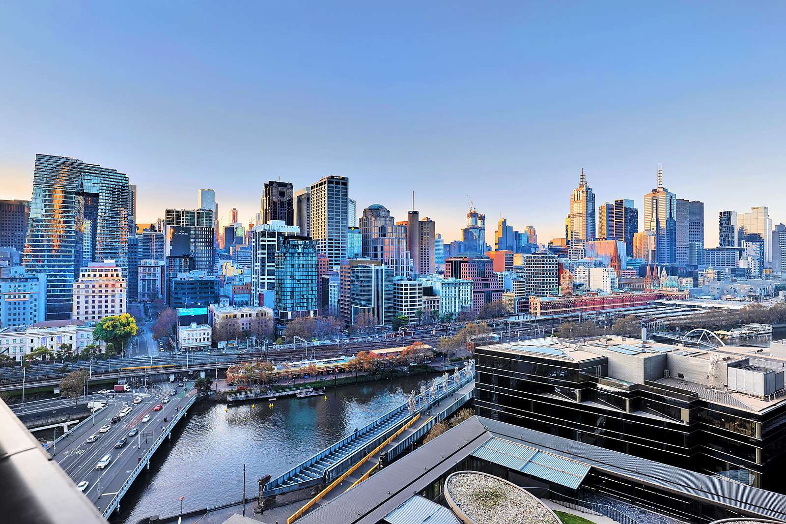 Freshwater Place Serviced Apartments for Short & Long Stays | Serviced ...