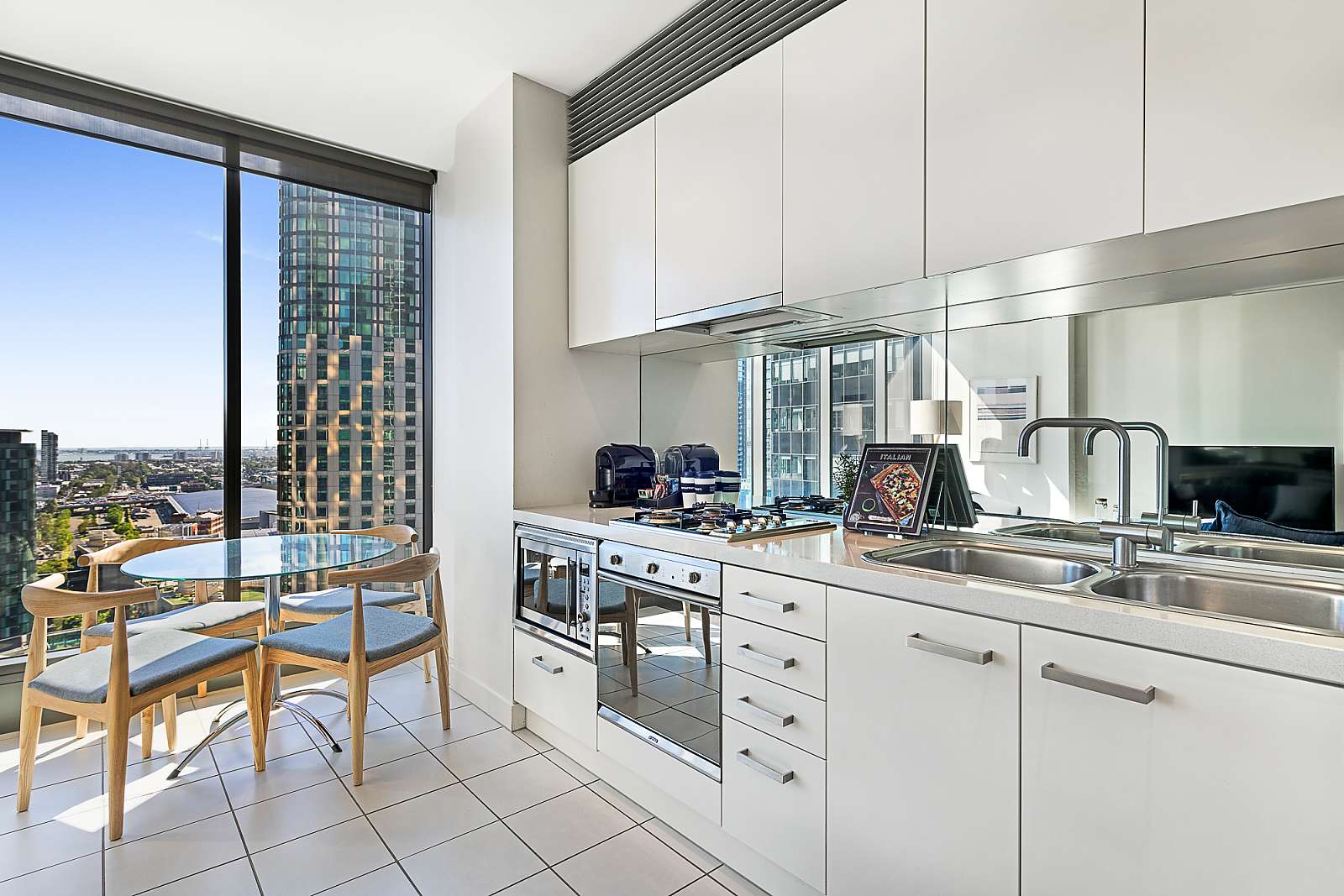 Freshwater Place Furnished Apartments for Short & Long Stays | Serviced ...