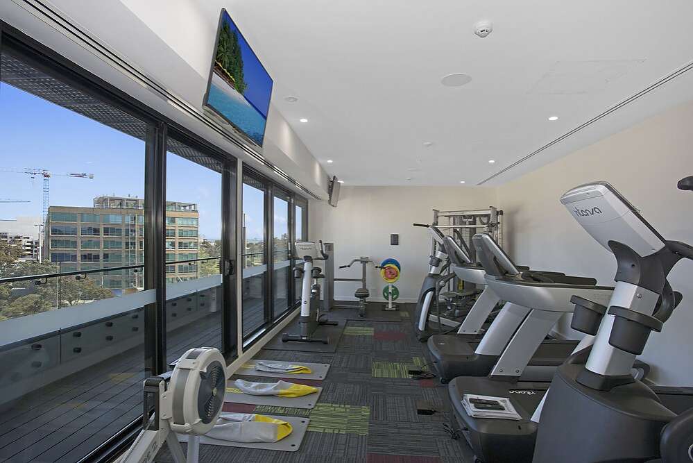 Apartment 1404 at The Icon Serviced Apartments St Kilda Accommodation ...