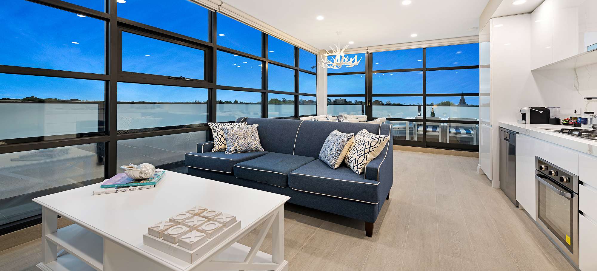 OFFICIAL SITE: The Hamptons Apartments - St Kilda LOWEST RATE ...