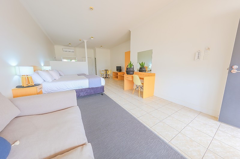 Studio Serviced Apartment at COAST Motel and Apartments | Studio Luxury ...