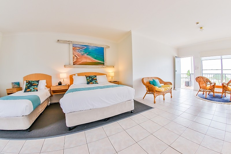 Studio Serviced Apartment at COAST Motel and Apartments | Studio Luxury ...