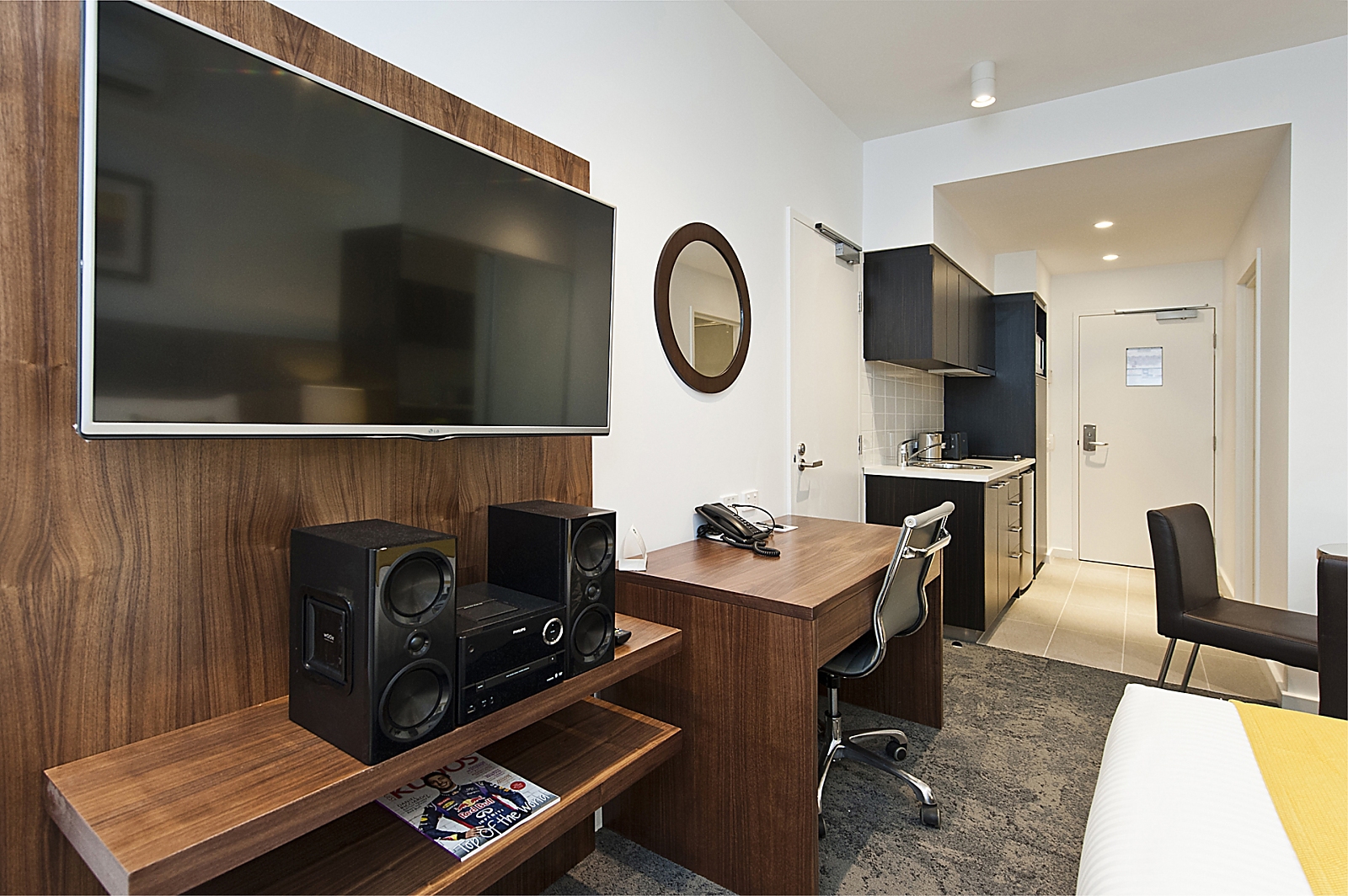 2 Bedroom Serviced Apartment at Quest Rockingham | 2 Bedroom 2 Bedroom ...